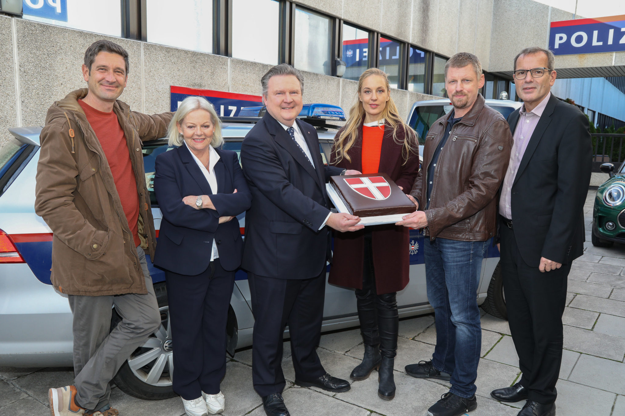 SOKO Donau: Setbesuch mit Bürgermeister Michael Ludwig - Wiener ...