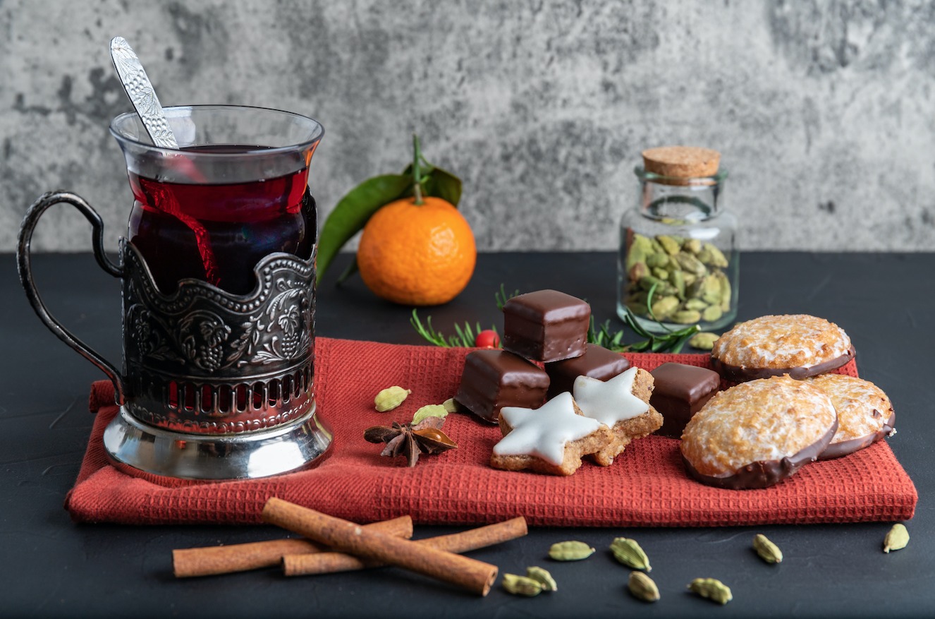 Punsch & Co - Wiener Bezirksblatt