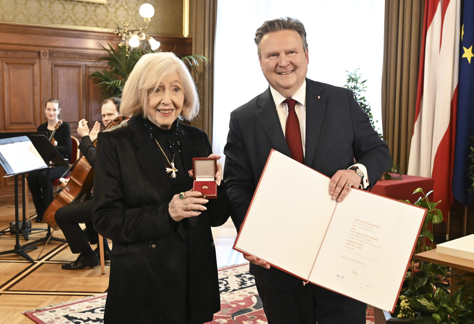 Erika Freeman ist nun Ehrenbürgerin von Wien - Wiener Bezirksblatt