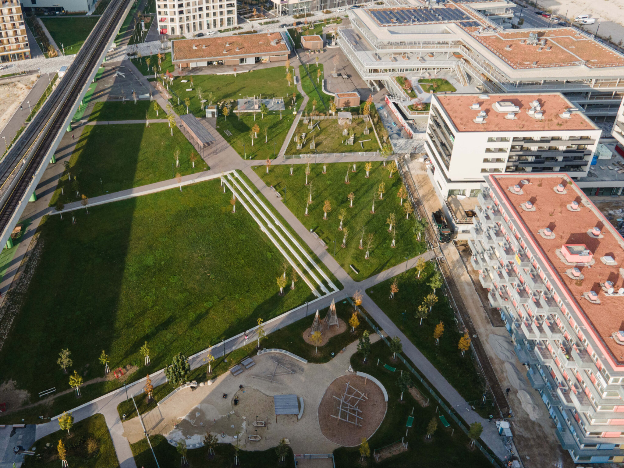 Az W in der Seestadt: Über urbane Freiräume für die Jugend reden ...