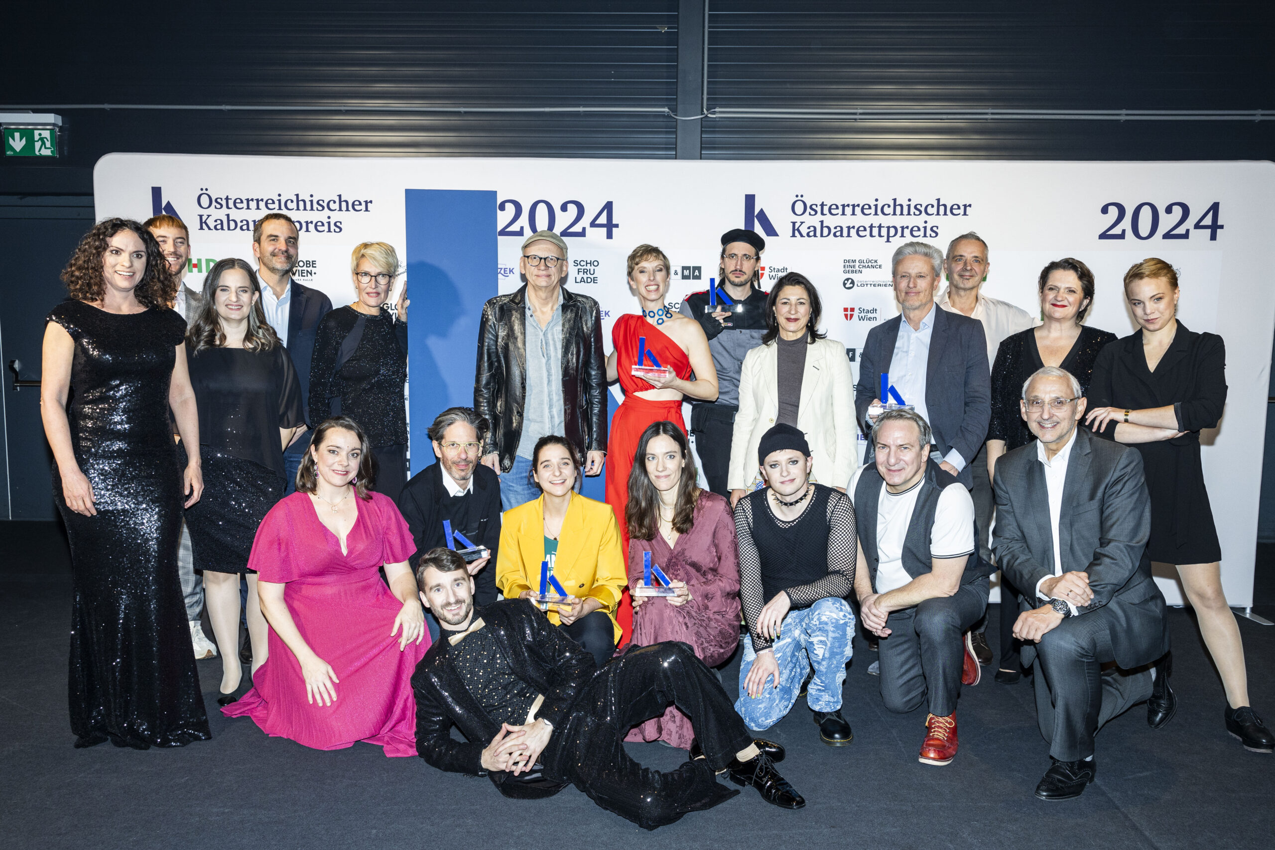 Kabarettpreise des Jahres mit viel Humor und Tiefgang - Wiener Bezirksblatt