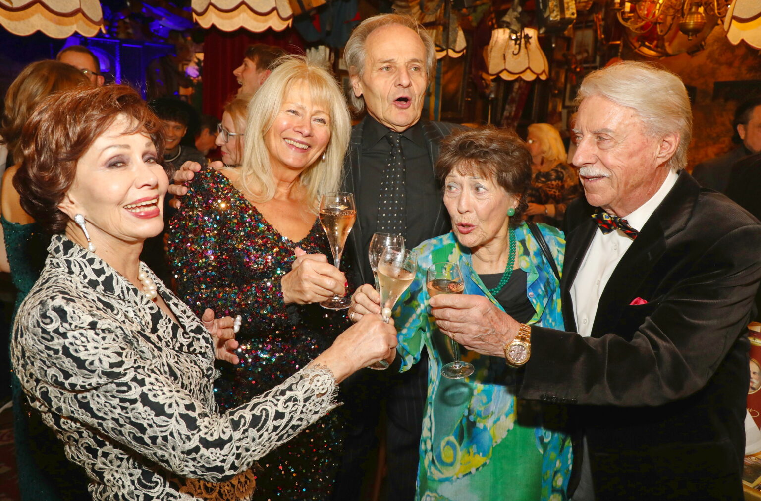 Ein Start mit Genuss: Marchfelderhof feiert Neujahr - Wiener Bezirksblatt