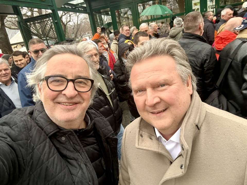 bobby ludwig - Wiener Bezirksblatt