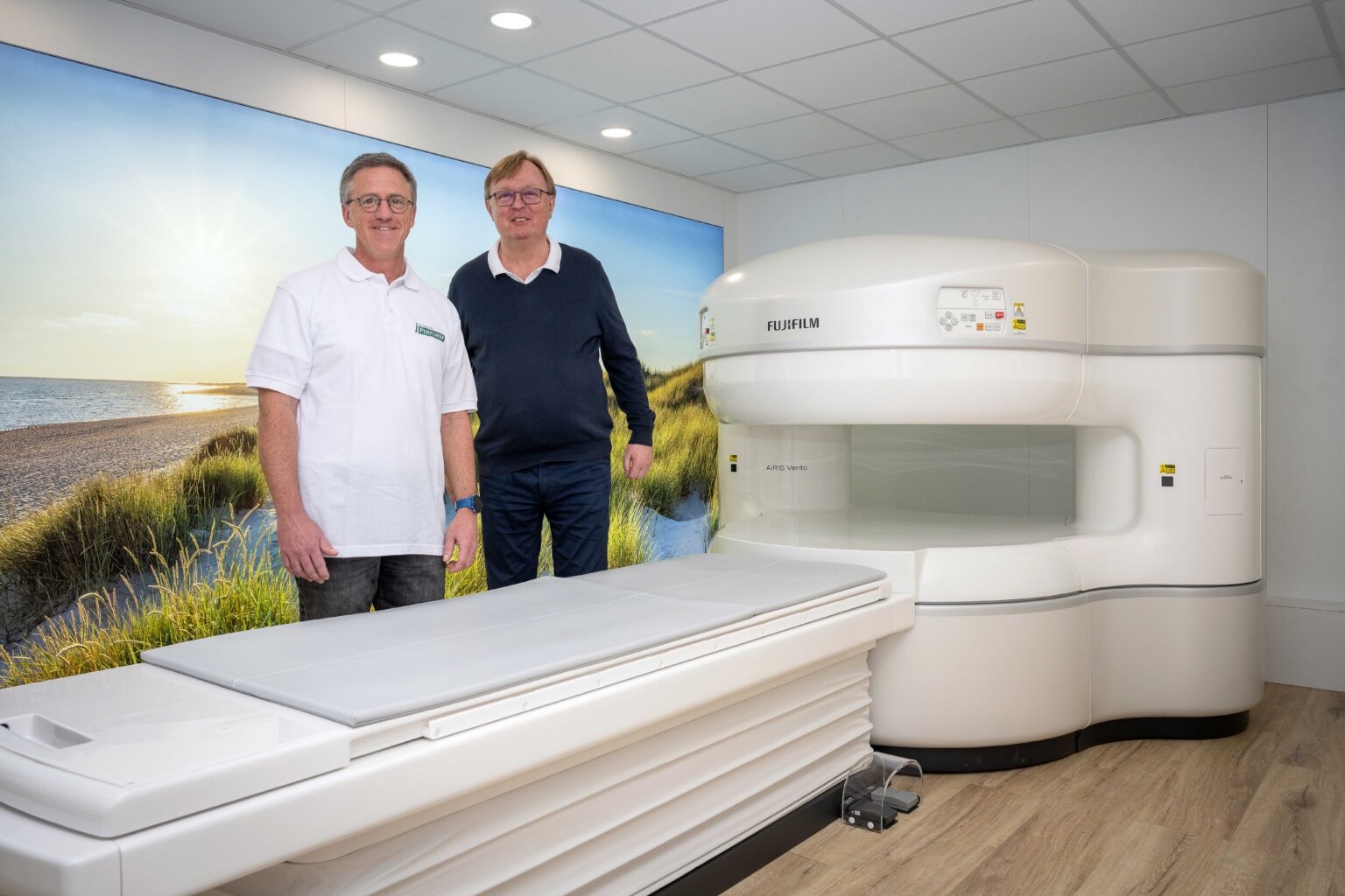 Dr. Robert Bucek - Wiener Bezirksblatt