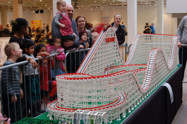 Achtung, Steinlawine! World of Bricks rollt nach Wien - Wiener Bezirksblatt